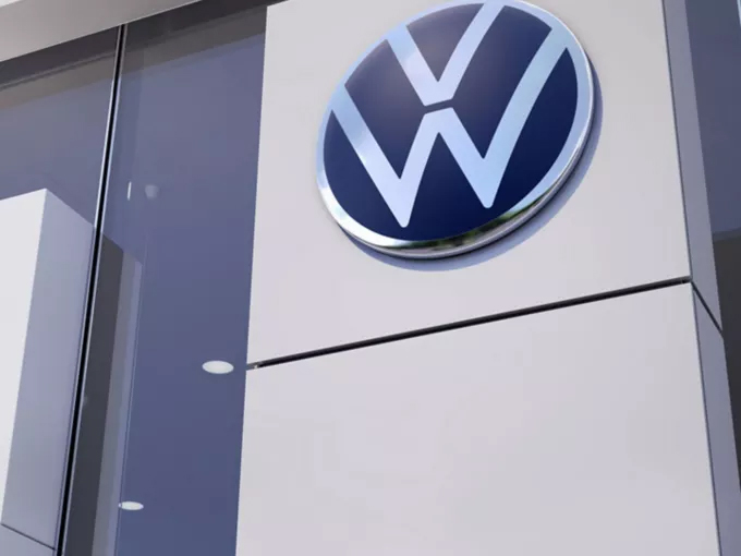 Get Directions to a VW Dealer Near Sandy for Brake Service